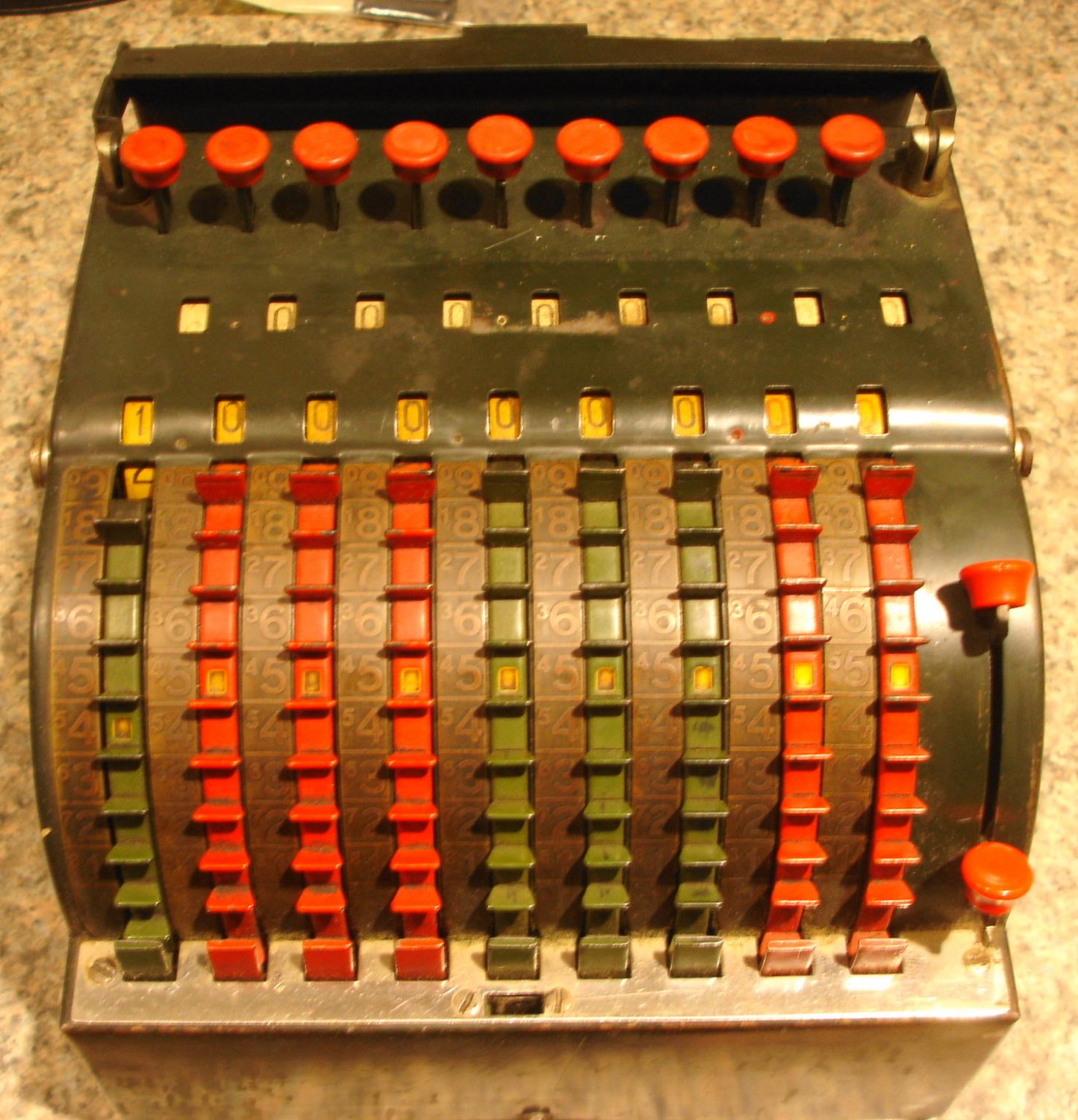 ANTIQUE ADDING MACHINE - FULLY FUNCTIONAL