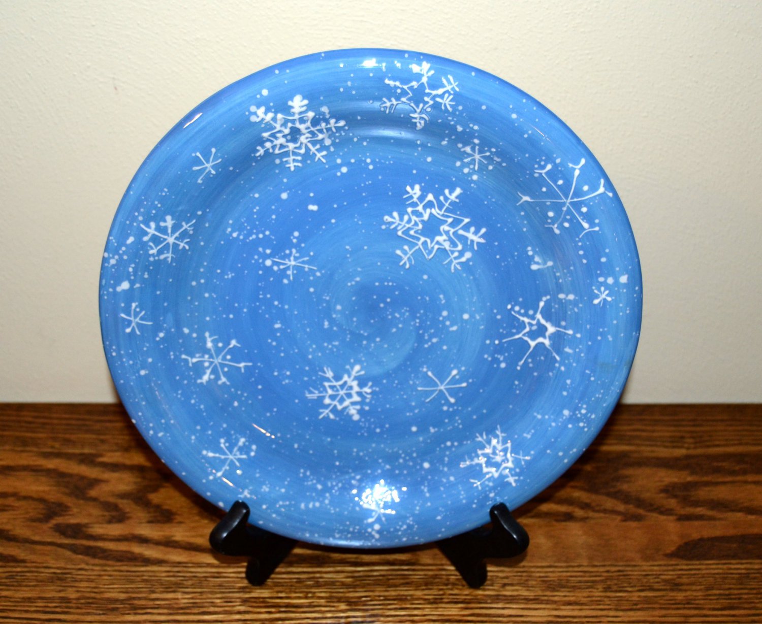 Sonoma Snowfall Dinner Plate Snowflakes
