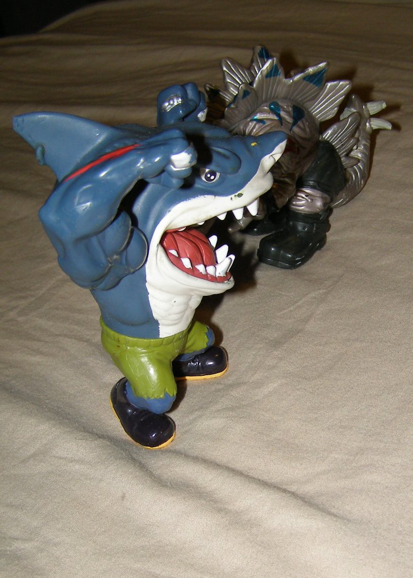 Mattel Street Sharks Extreme Dinosaur Savage Stegz + Ripster vtg figures