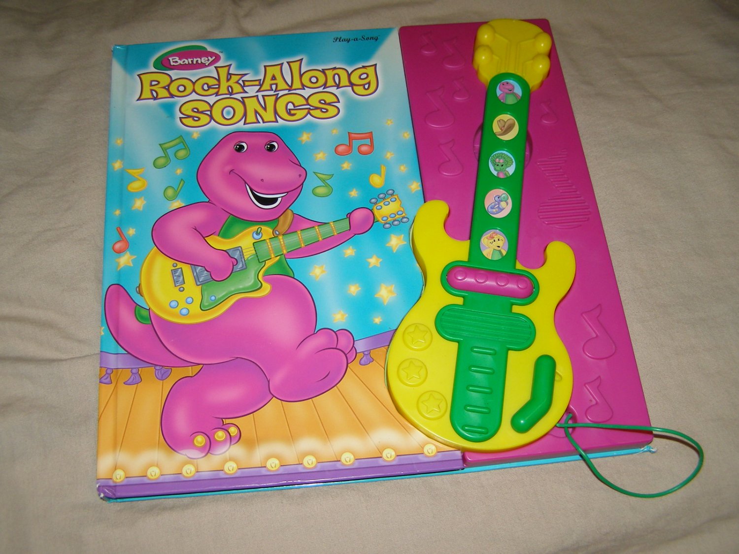 Play-A-Song BARNEY the purple dinosaur Rock-Along Songs guitar book