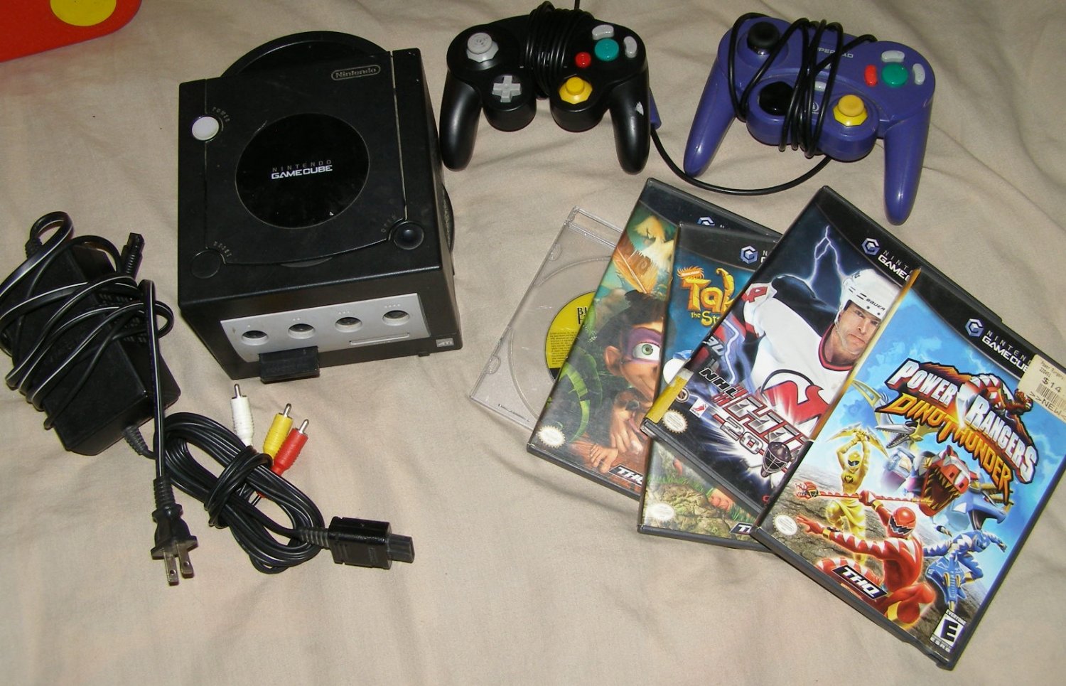 Nintendo GameCube black system Console w/ cables & games