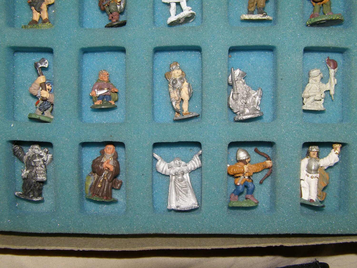 GRENADIER Models Explorers 20 figure box set Dungeon D&D figures 5001