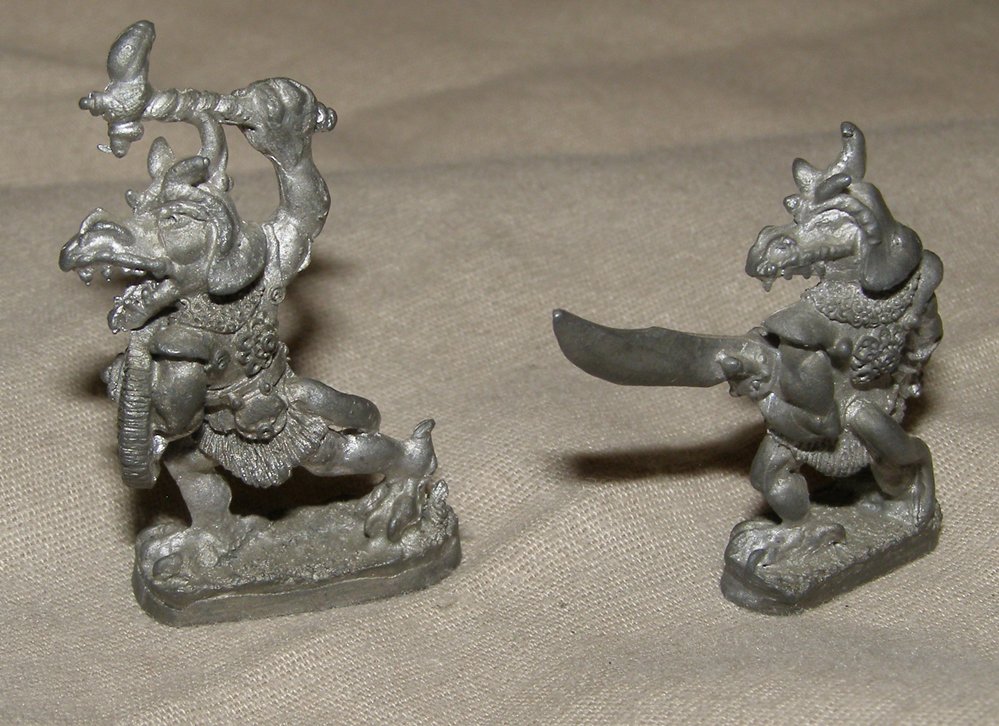 Superior Models WL-066 -067 Orcs with War Hammer & Pike