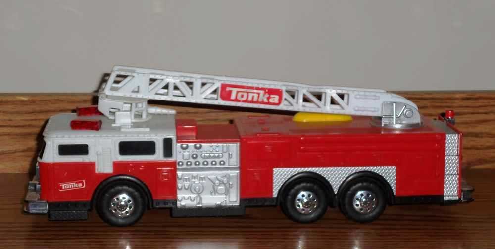 Tonka Mega Minis Fire Engine Plastic Toy Truck Used