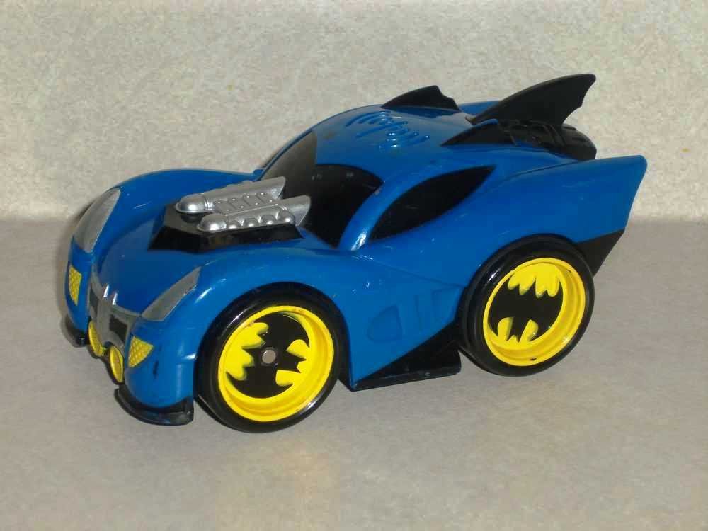Fisher-Price M7726 Shake 'N Go Racers Blue Batmobile Mattel 2008 Loose Used