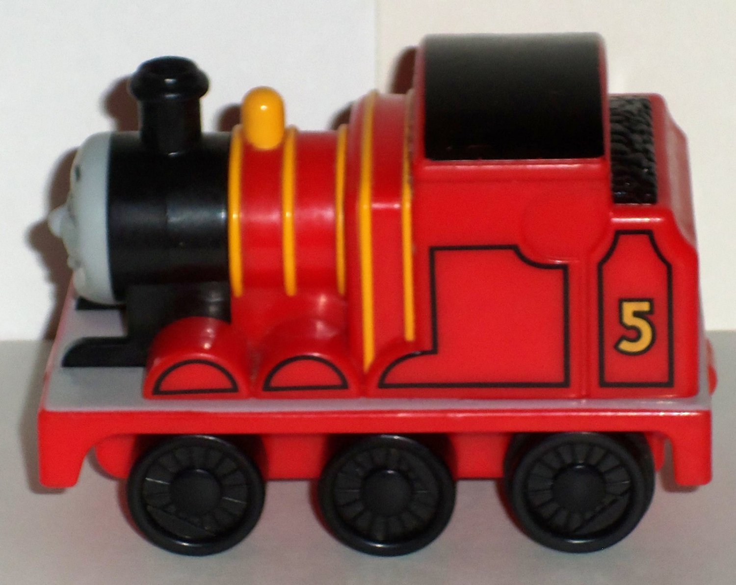Fisher-Price #R9496 Thomas & Friends Pull Back James Toy Train Engine ...