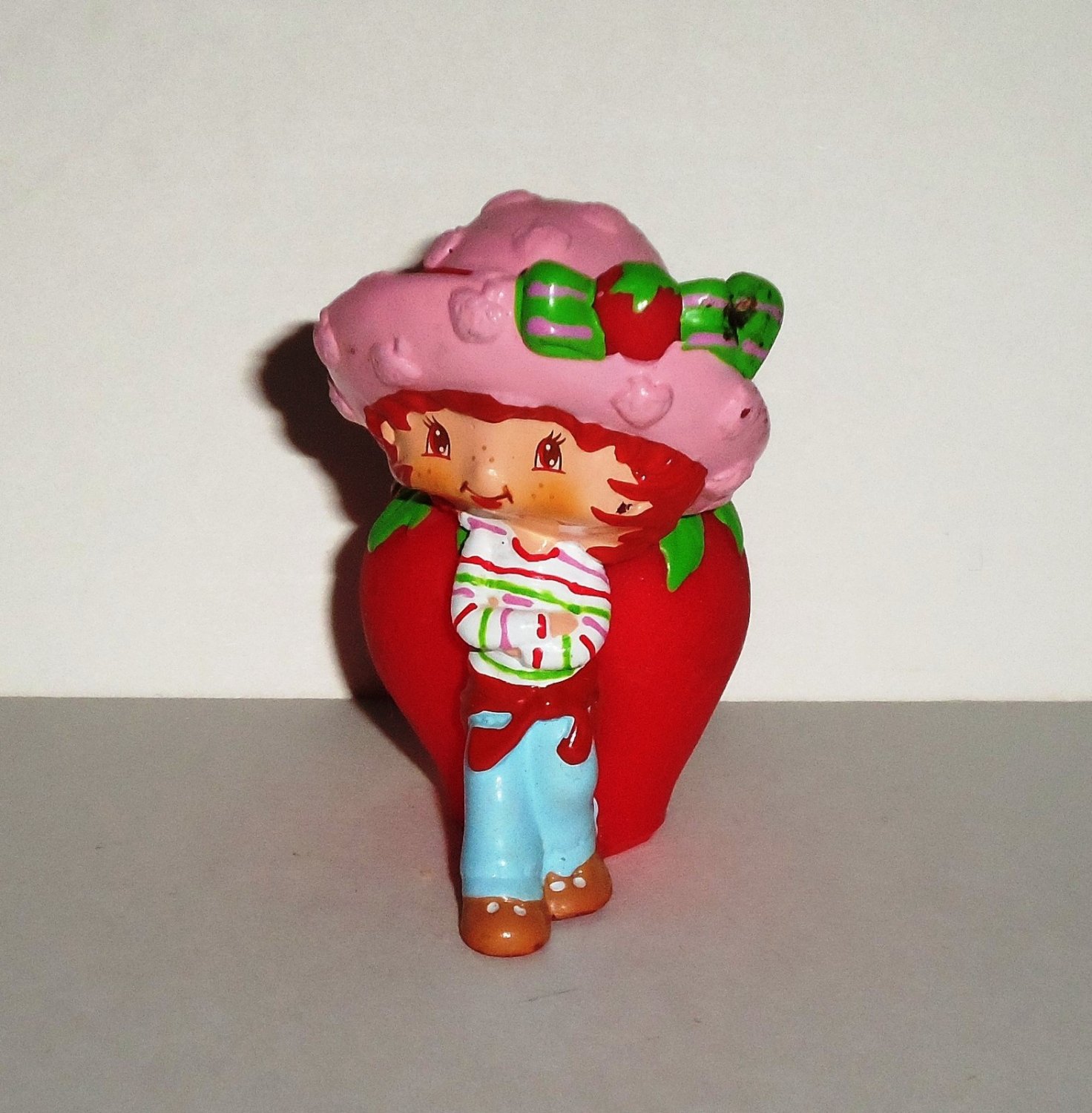 Strawberry Shortcake Sitting On A Strawberry Vinyl Figure Loose Used