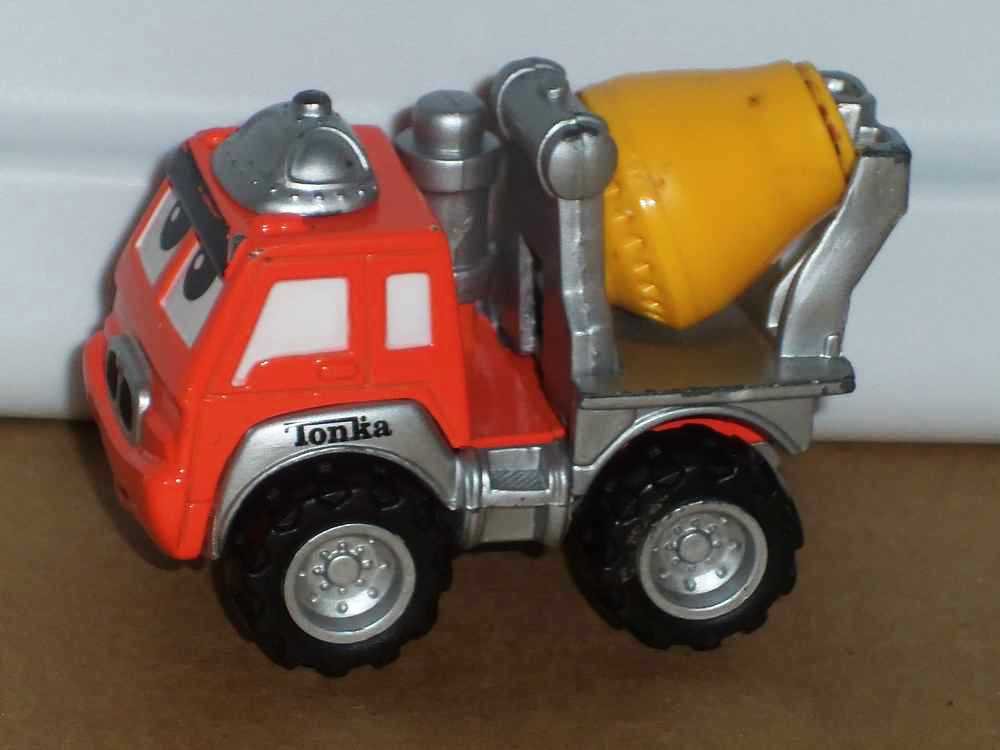 Tonka Maisto 2000 Lil' Chuck Cement Mixer Truck Orange Yellow Loose