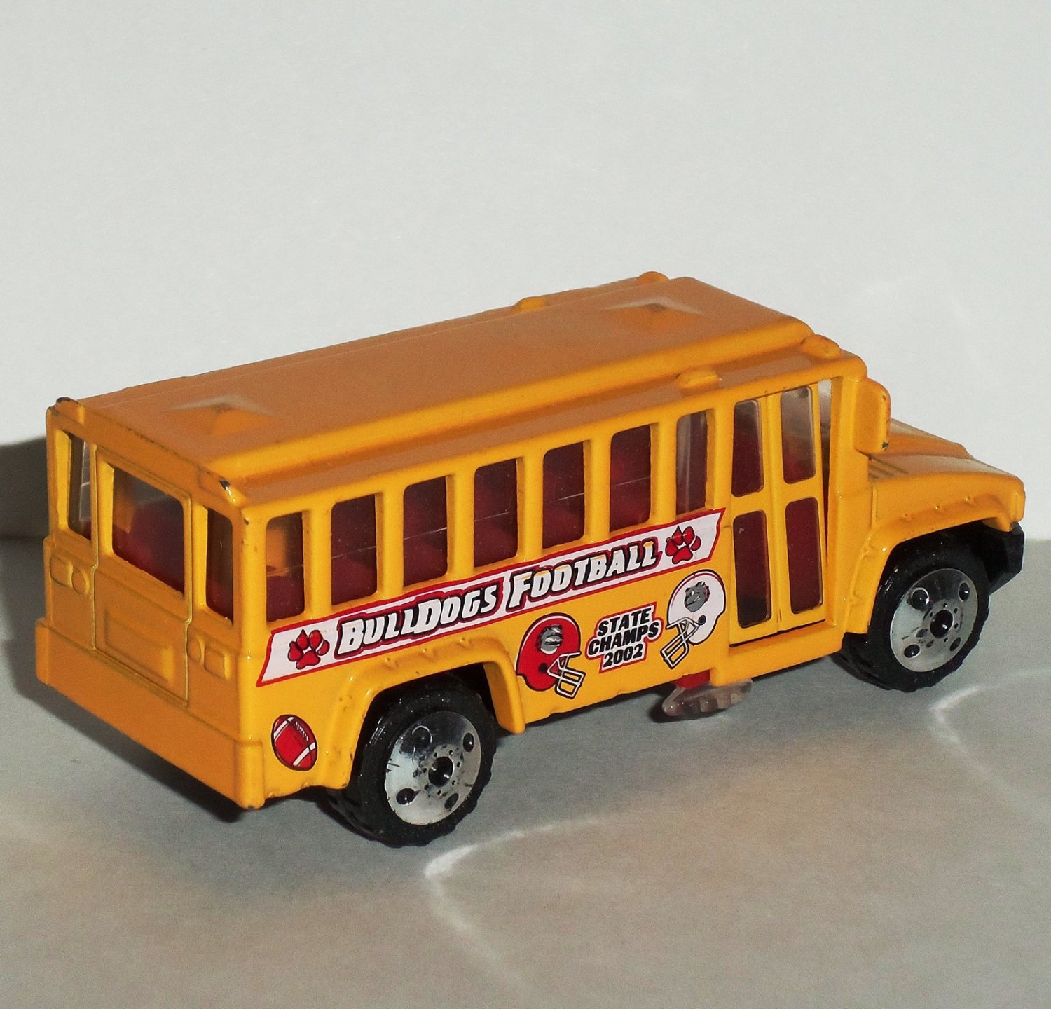Matchbox 2002 Kids Cars of the Year School Bus Bulldogs Football ...