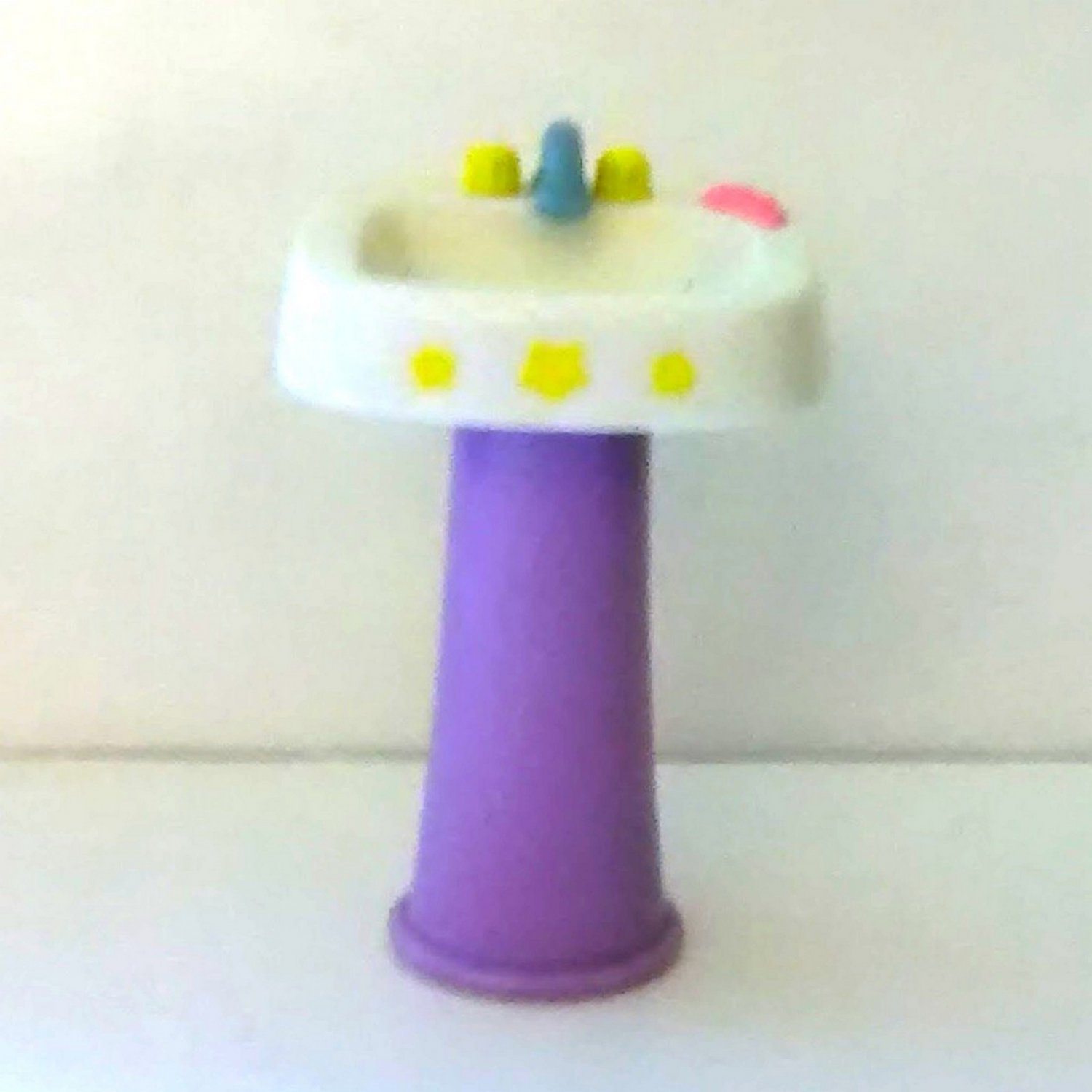 Fisher-Price Dora the Explorer Bathroom Sink with Purple Base from ...