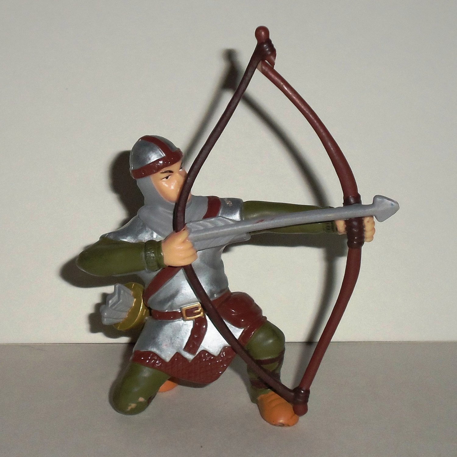 Archer Knight on Knee PVC Figure Loose Used