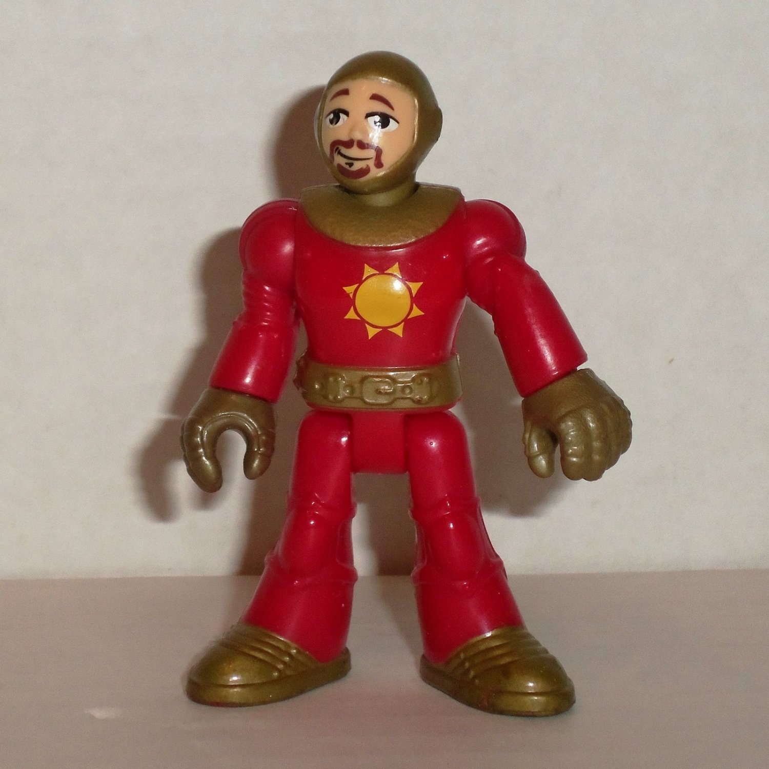 Fisher-Price Imaginext Figure w/ Red Outfit Gold Helmet Sun Emblem ...