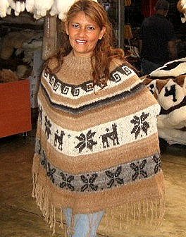 Peruvian poncho made of Alpaca Wool,outerwear