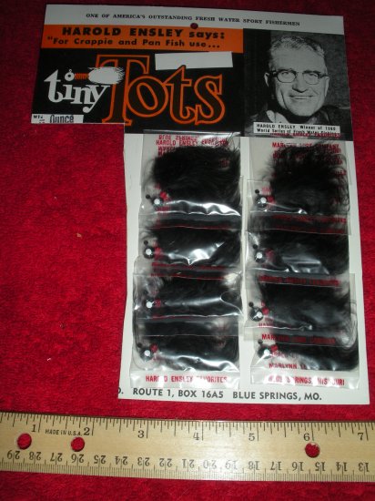 Harold Ensley Tiny Tot Crappie Pan Fish Lures on Partial Card 8 Lures