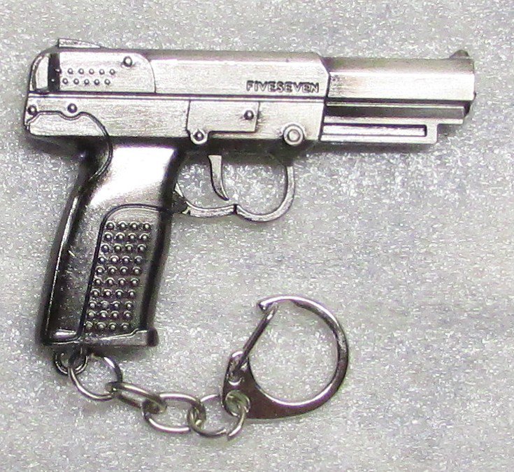 Pistol Weapon Replica Bronze Metal KEY CHAIN Ring Keychain NEW