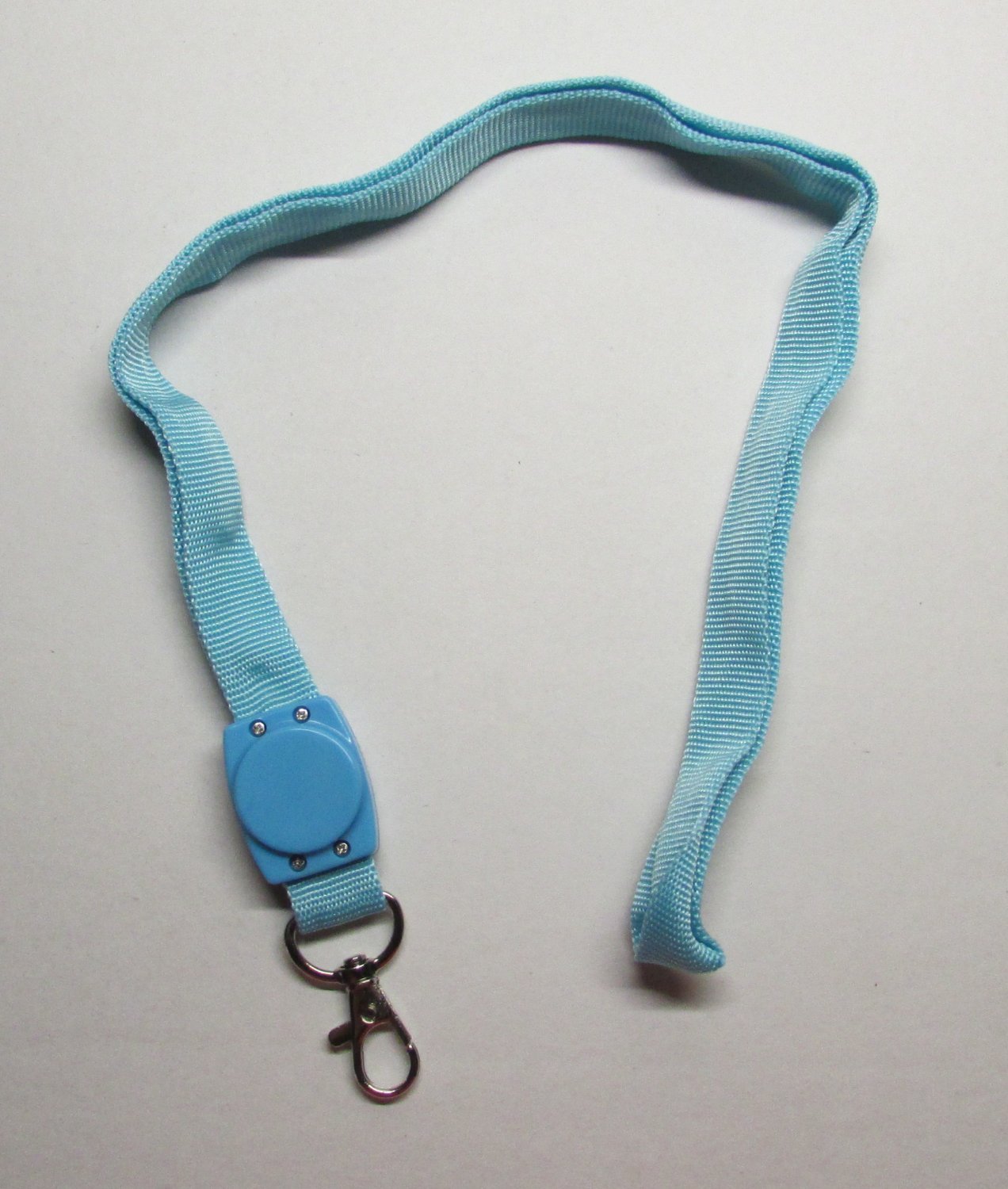 LED Blinking Light Up BLUE LANYARD KEY CHAIN Ring Keychain ID Holder NEW