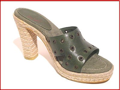 White Mountain Olive Green Mules Sandals Sz 10
