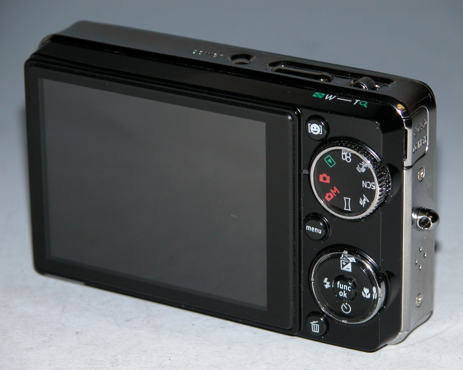 GE E850 8.0MP Digital Camera - Black