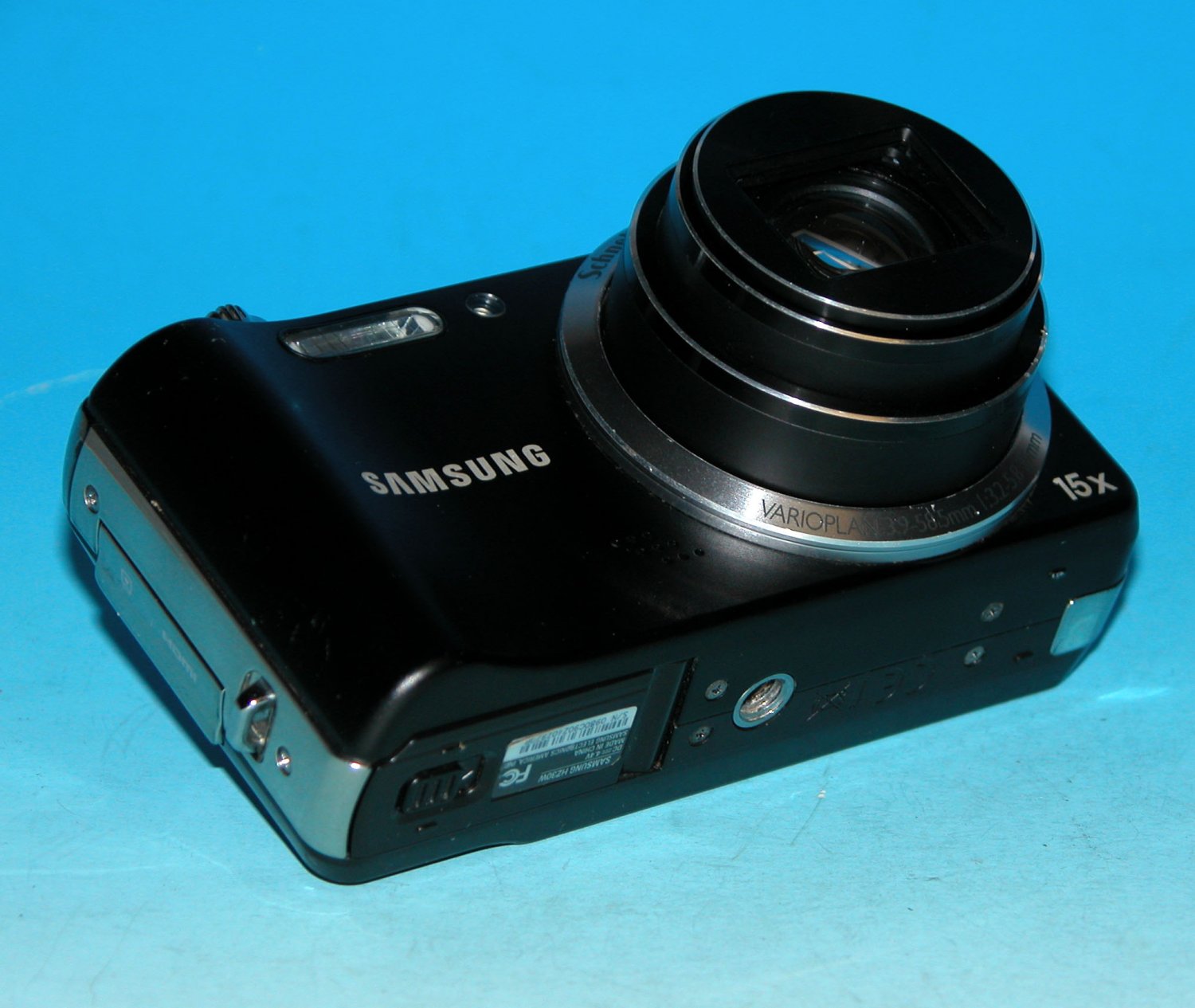 Samsung HZ10W 10.2MP Digital Camera - Black