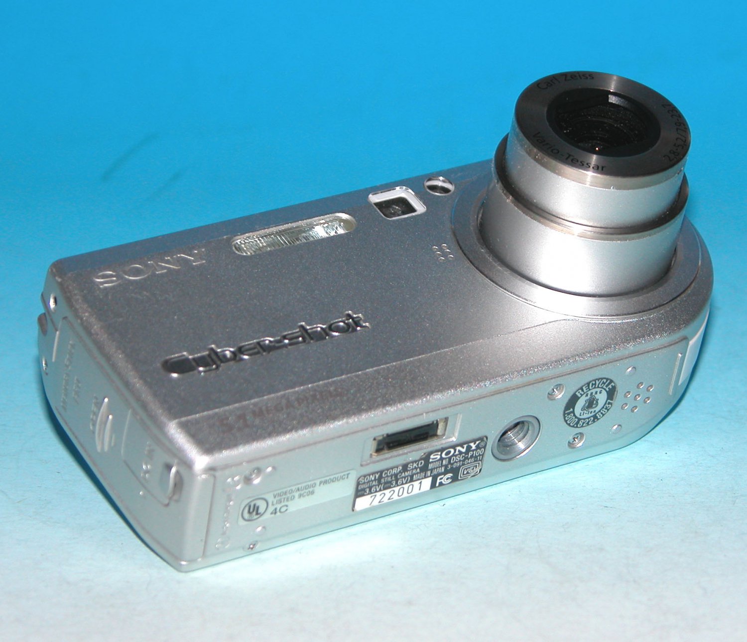 Sony Cyber-shot DSC-P100 5.1MP Digital Camera - Silver #2001