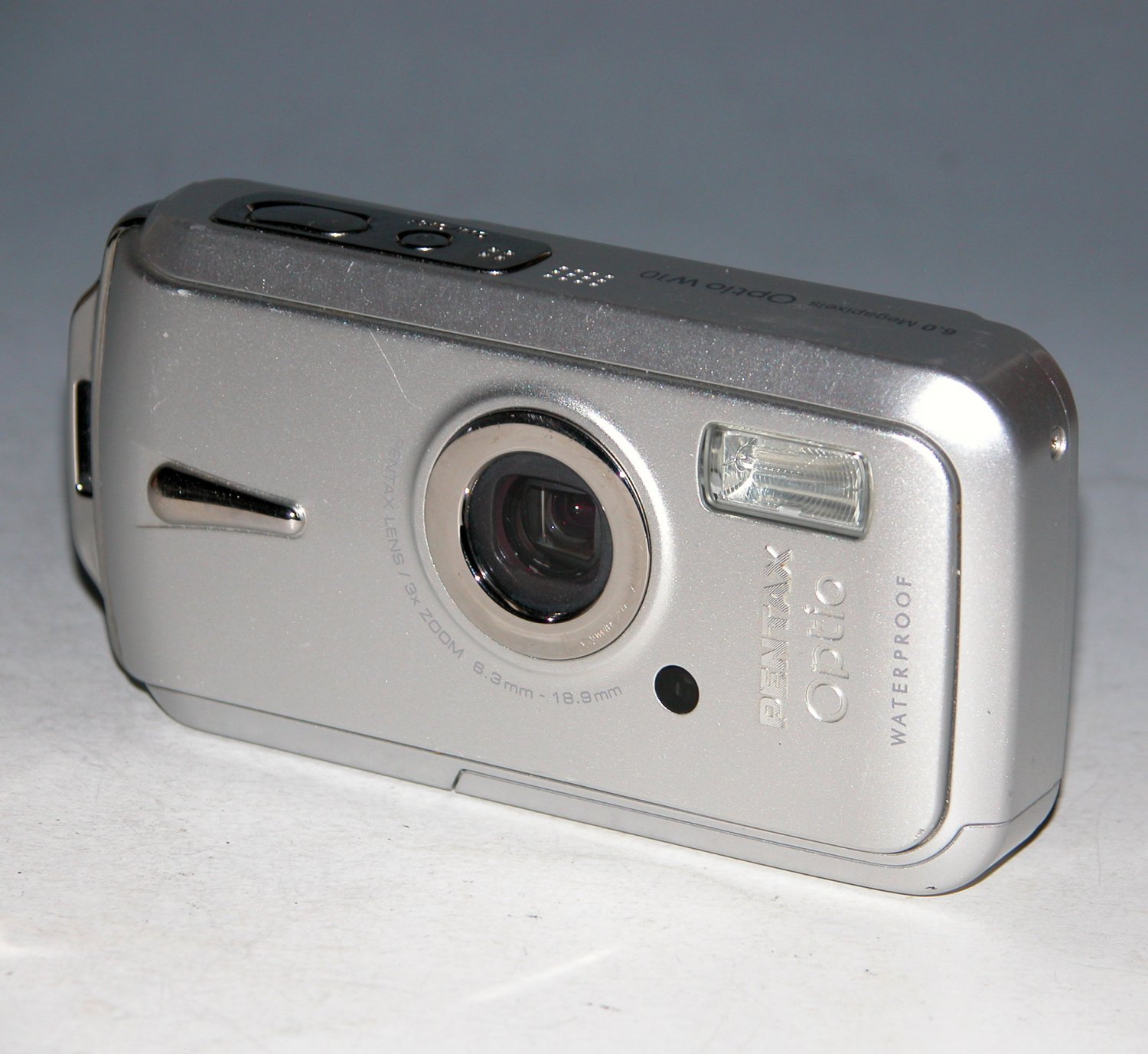 Pentax Optio W10 6MP Digital Camera