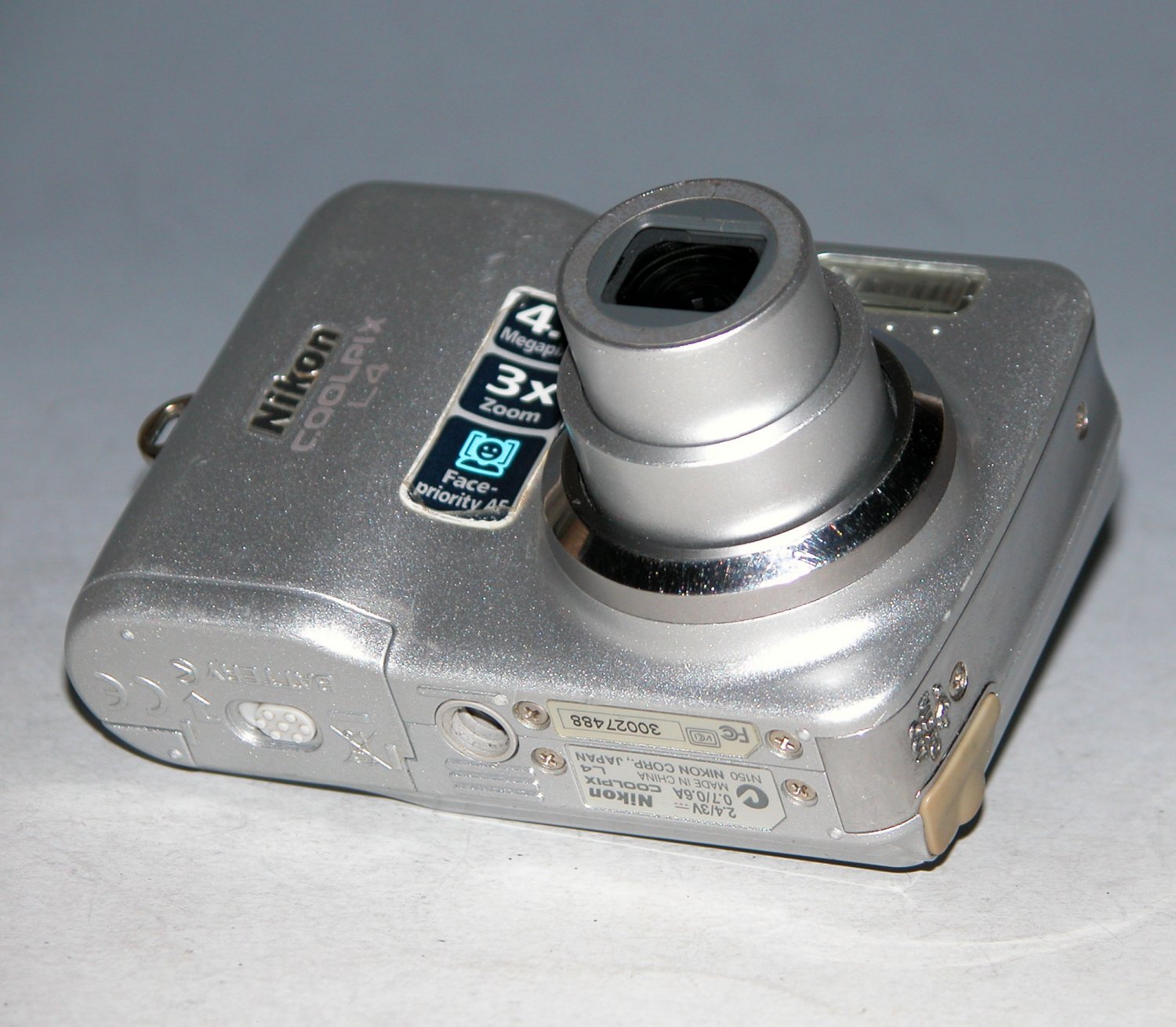 Nikon COOLPIX L4 4MP Digital Camera - Silver #7488