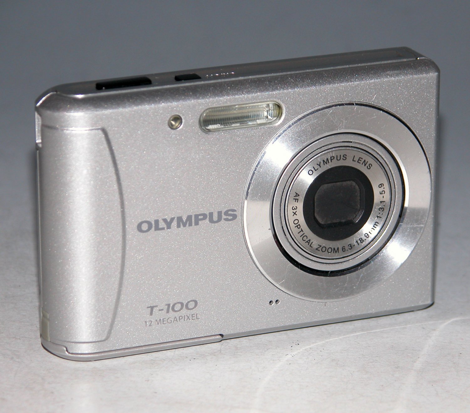 Olympus Tough T-100 12.0MP Digital Camera - Silver #9536