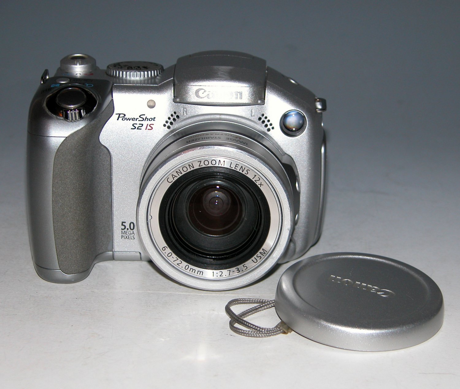 Canon PowerShot S2 IS 5.0MP Digital Camera - Silver #8715