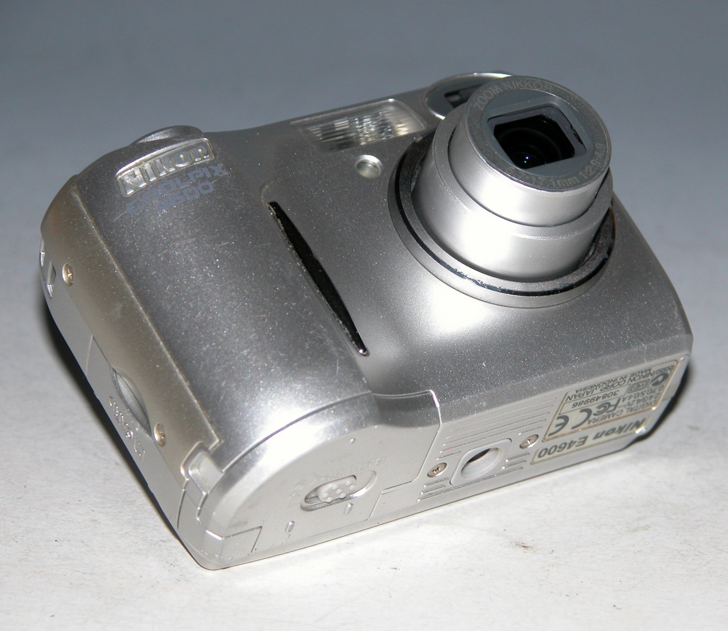 Nikon COOLPIX 4600 4.0MP Digital Camera - Silver #9986