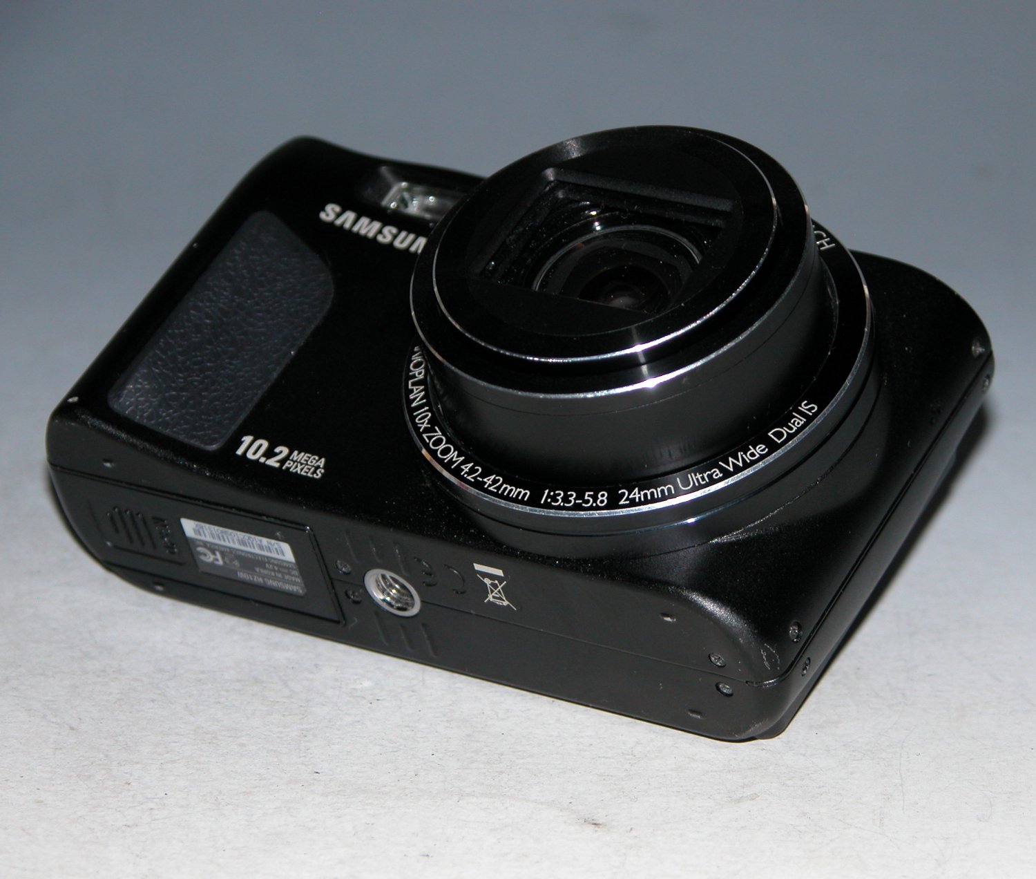 Samsung HZ10W 10.2MP Digital Camera - Black #1318