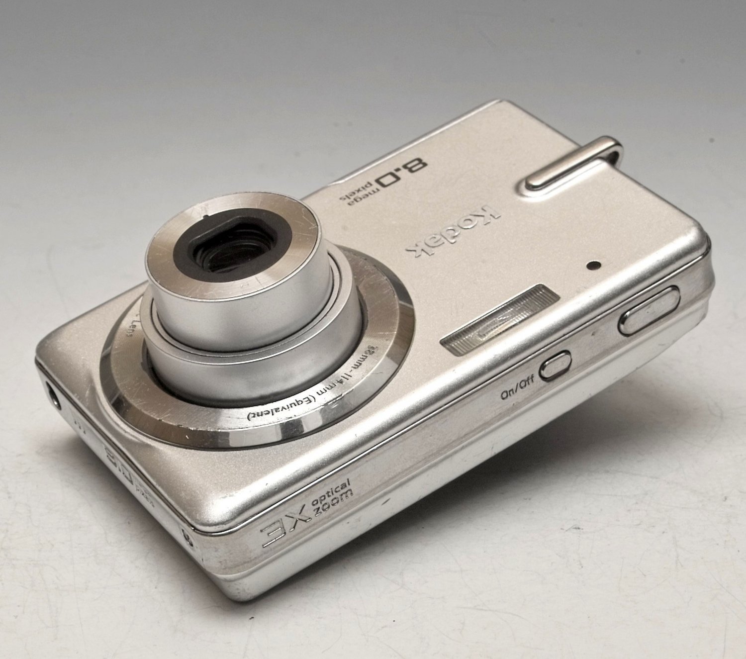 Kodak EasyShare M883 8.0MP Digital Camera - Silver #4511