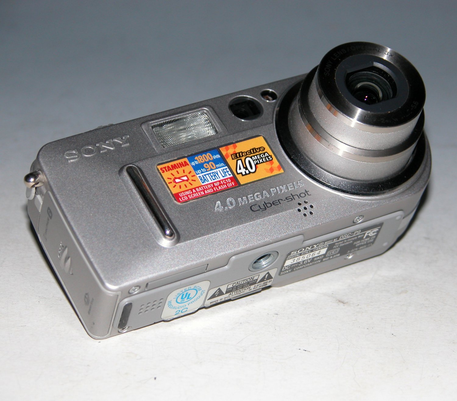 Sony Cyber-shot DSC-P9 4.0MP Digital Camera - Silver #5064