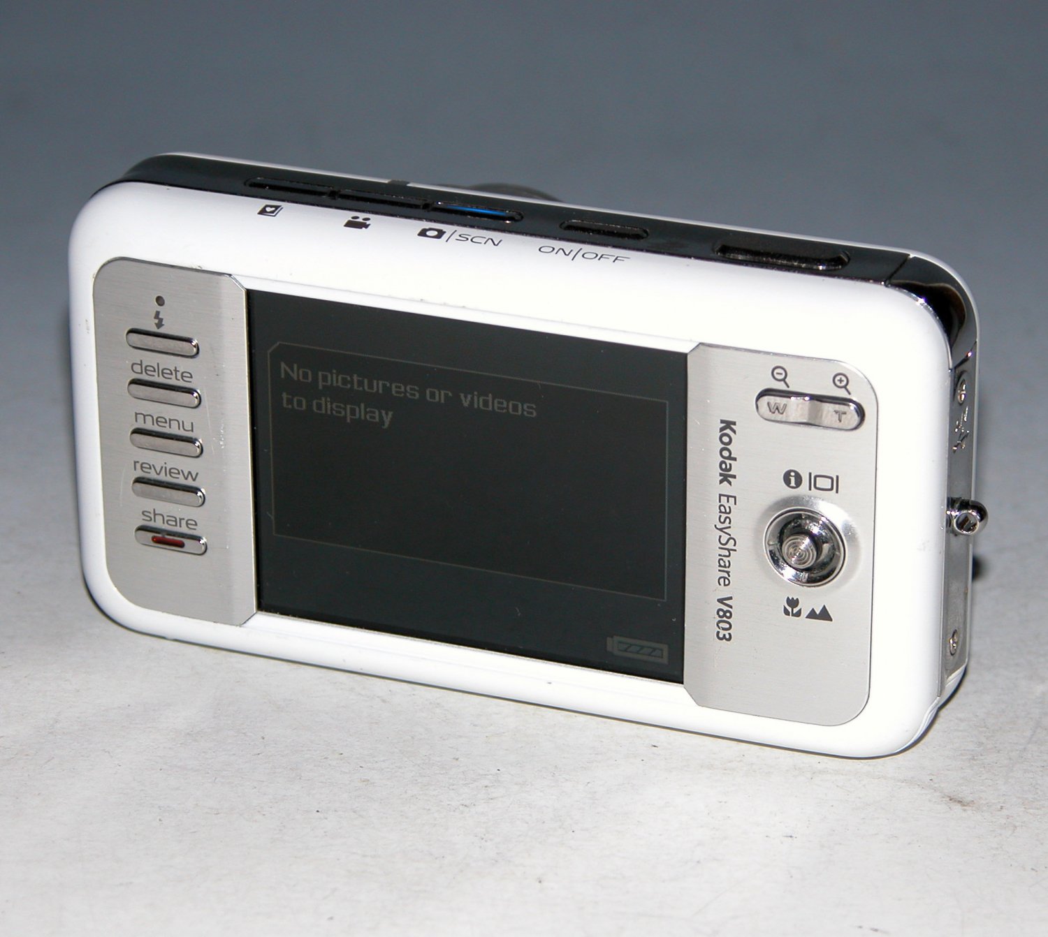 Kodak EasyShare V803 8.0MP Digital Camera - White #1873