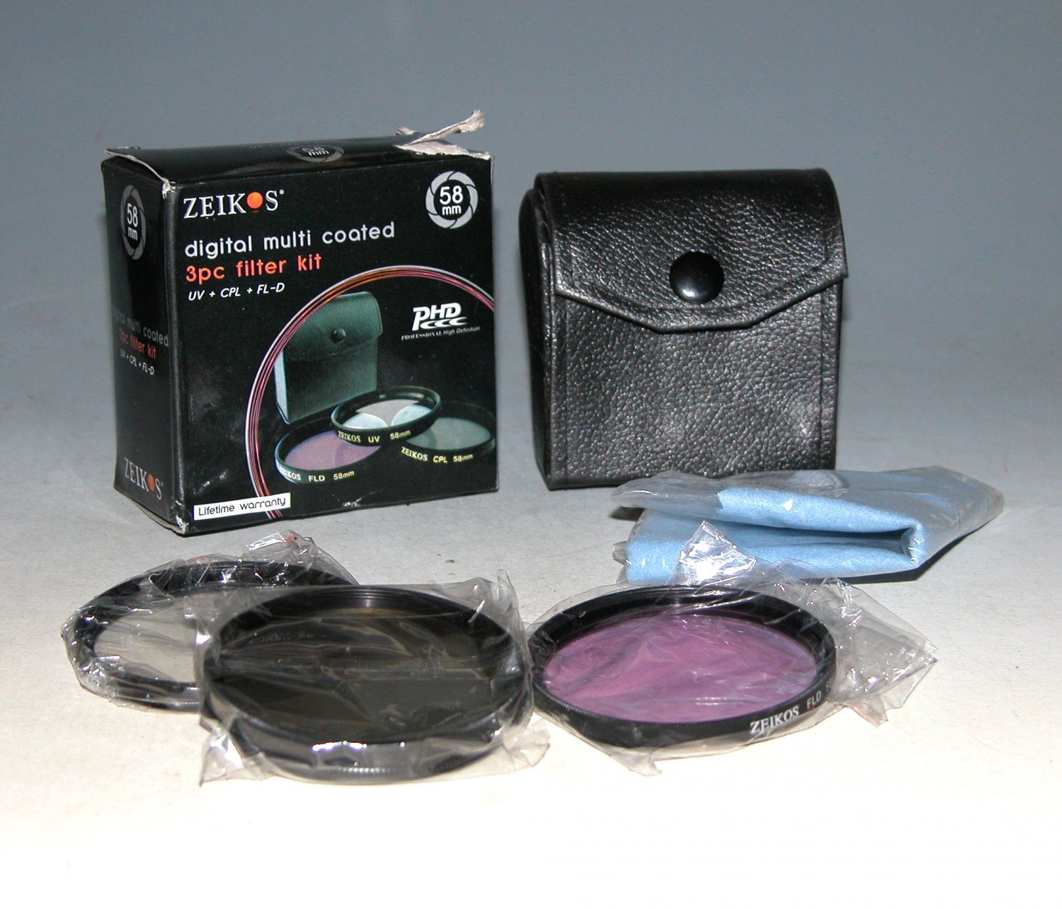 Zeikos 58MM Multi-Coated UV-CPL-FLD Professional Lens Filter Kit (Open Box)