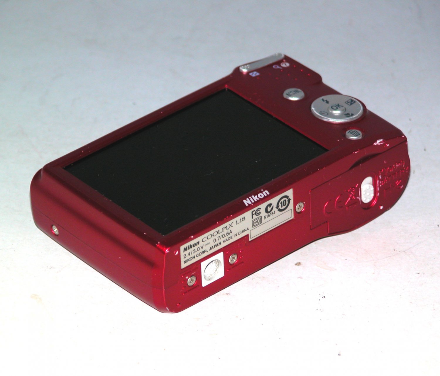 Nikon COOLPIX L18 8.0 MP Digital Camera - Ruby Red #ns