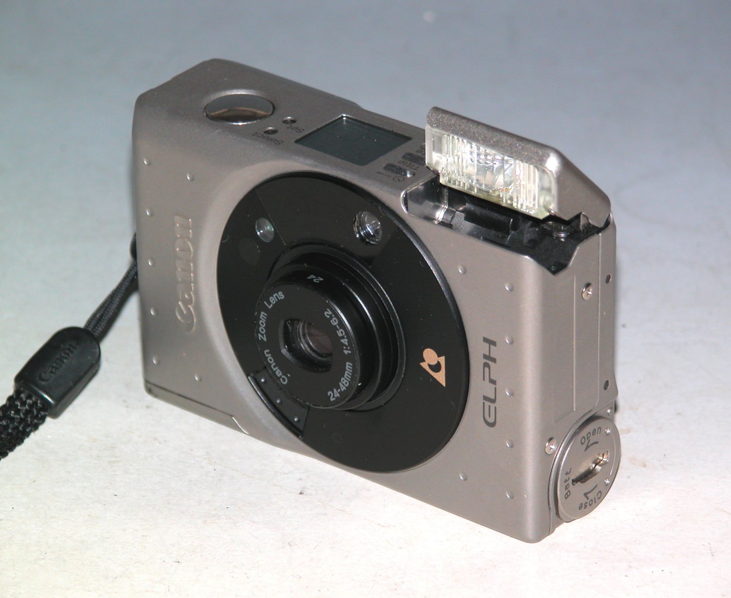 Canon Elph APS Point & Shoot Film Camera #4346