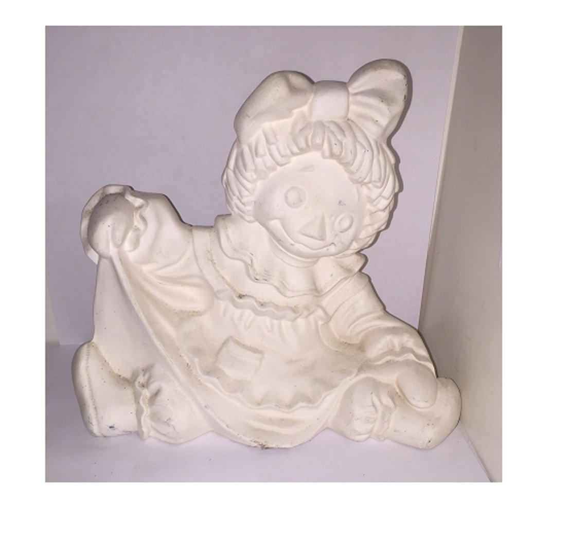 Vintage 1974 Raggedy Ann Paint Yourself Plaster Bust 6.5"