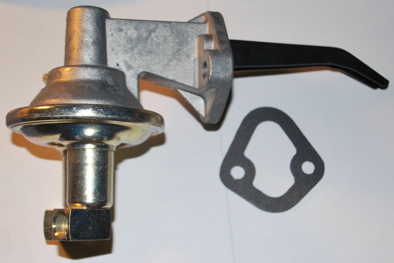 CHRYSLER MARINE Fuel Pump 225 3.7L SLANT SIX Fuel Pump CARTER M6765