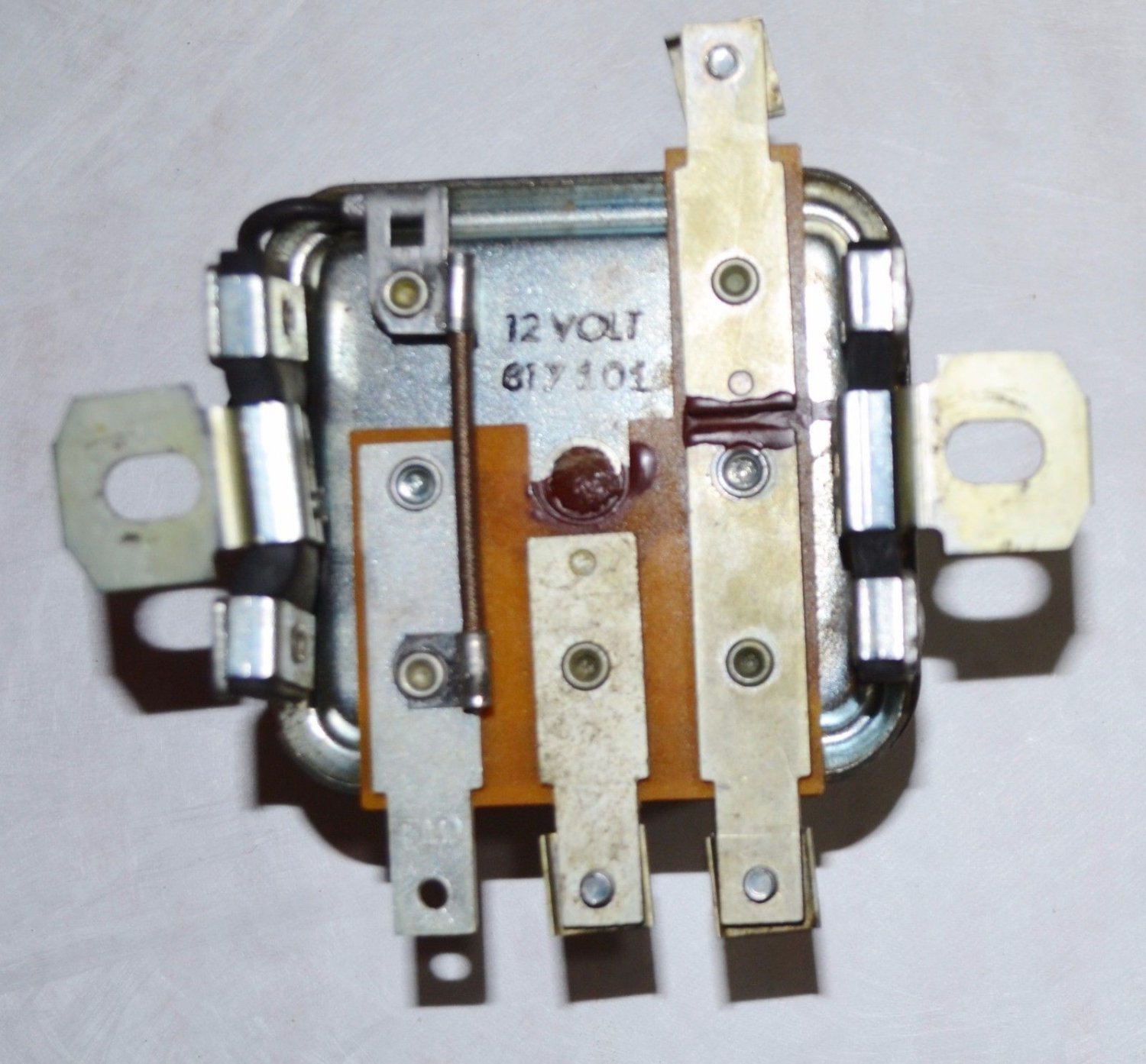 GENERATOR VOLTAGE REGULATOR 12 VOLT 4 TERMINAL FOR DELCO REMY GENERATOR