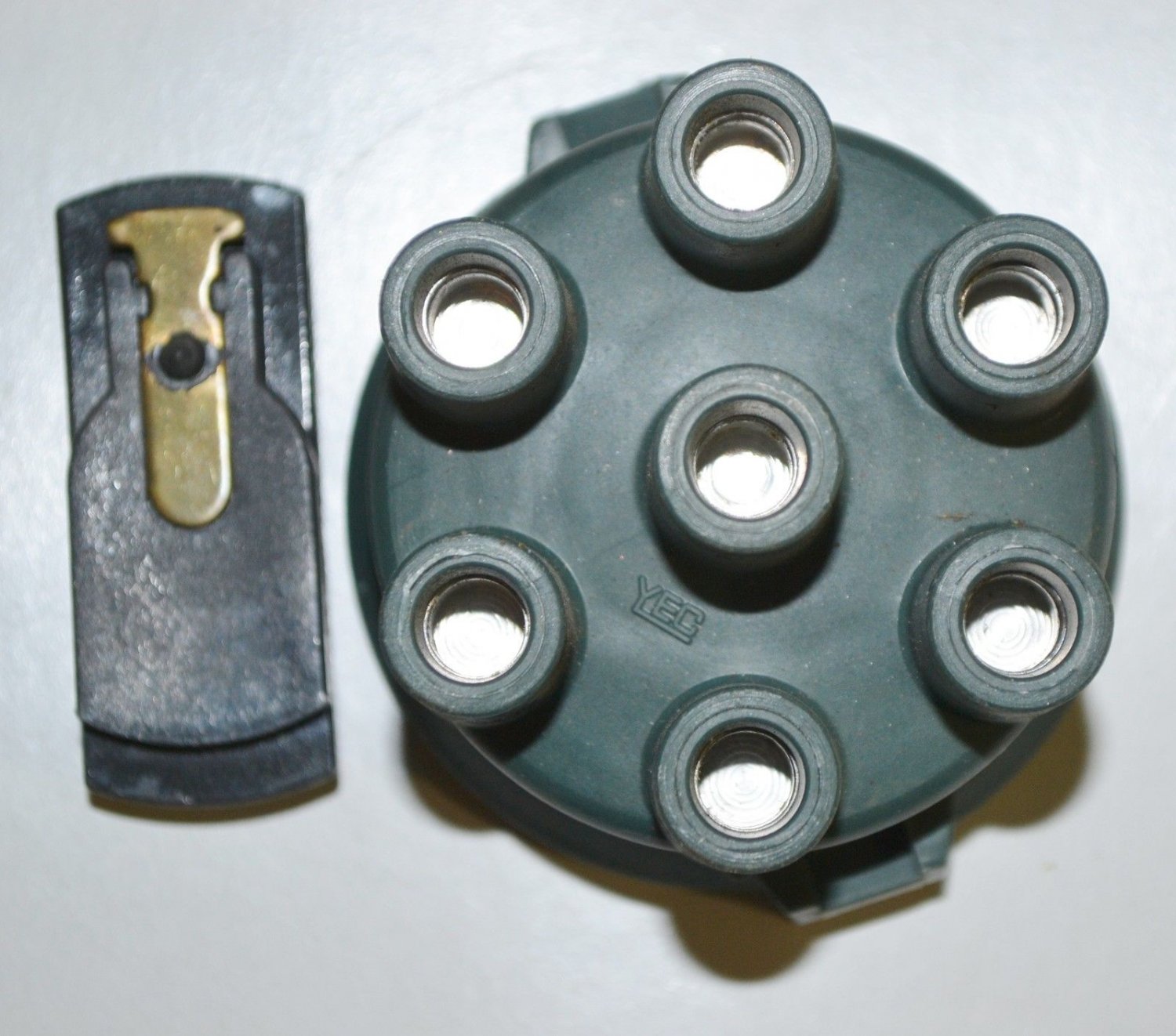 DISTRIBUTOR CAP & ROTOR FOR NISSAN 240Z 1970 1971 1972 1973