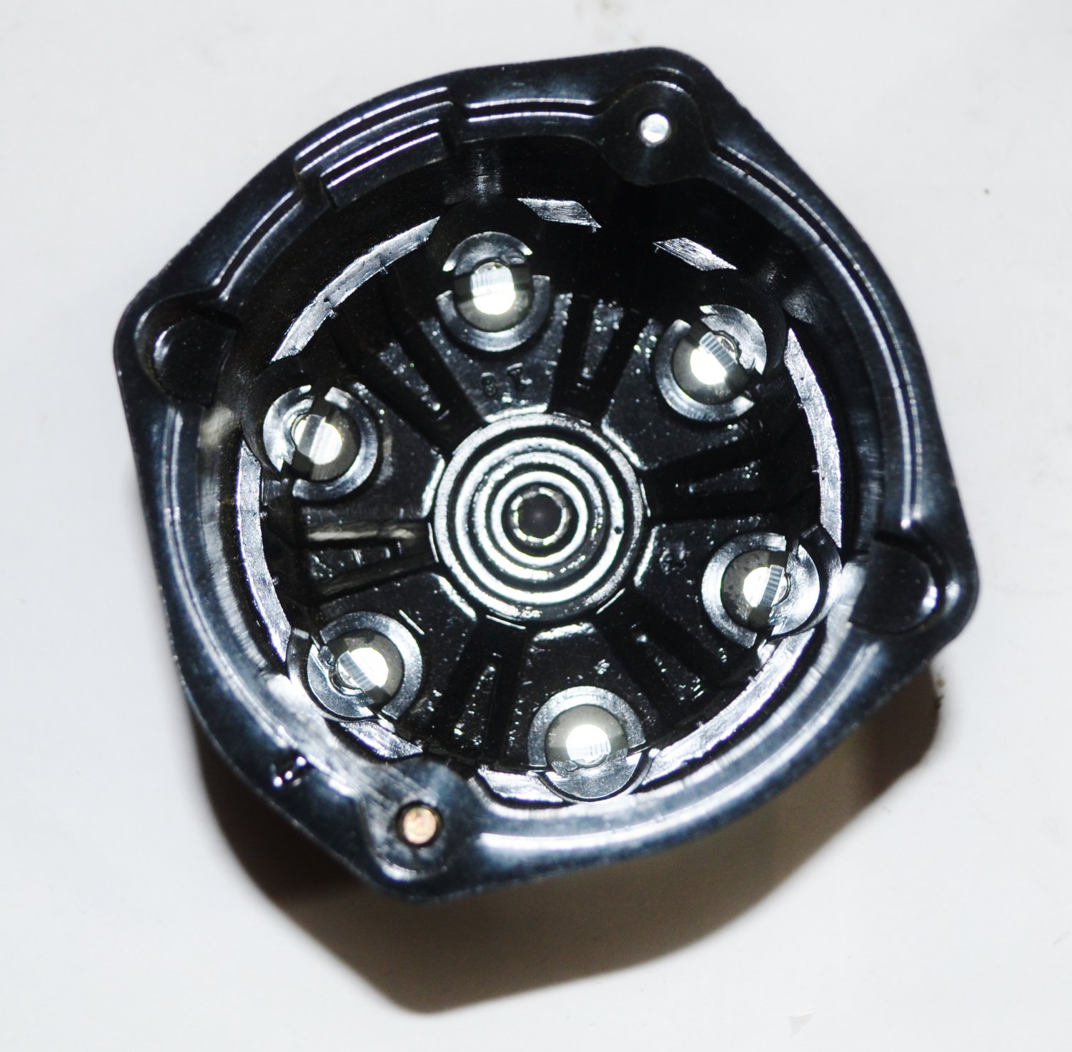 DISTRIBUTOR CAP AMC BUICK CHEVROLET PONTIAC Studebaker JEEP IHC GMC 6 ...