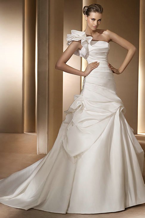 #BDW-052 x Pick up Wedding Dresses, One Shoulder Draped Bridal Gowns
