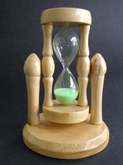 WOOD FLIP OVER SAND TIMER WITH GREEN SAND 1 MINUTE NIB