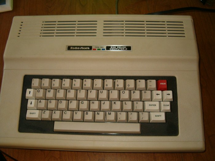 Tandy Radio shack TRS-80 color computer 2 64k Cat. No. 26-3127