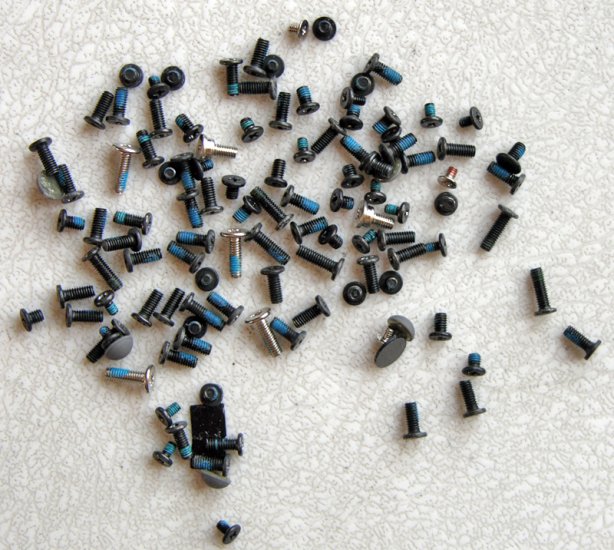 GENUINE IBM THINKPAD T40 T41 T42 T43 COMPLETE SCREW SCREWS SET
