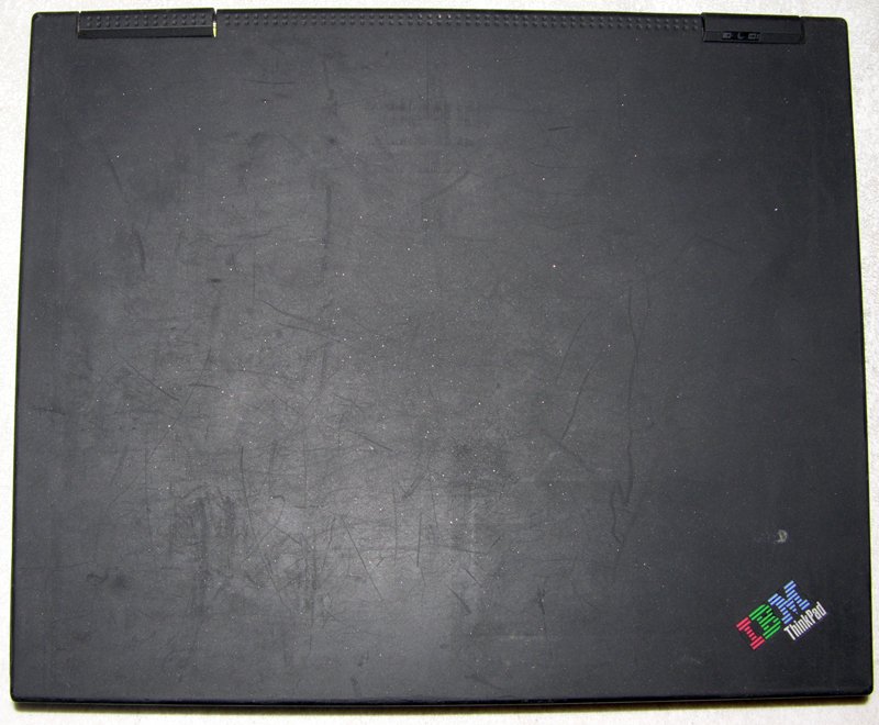 IBM THINKPAD T21 INTEL PENTIUM III 750MHz 96MB CD-ROM