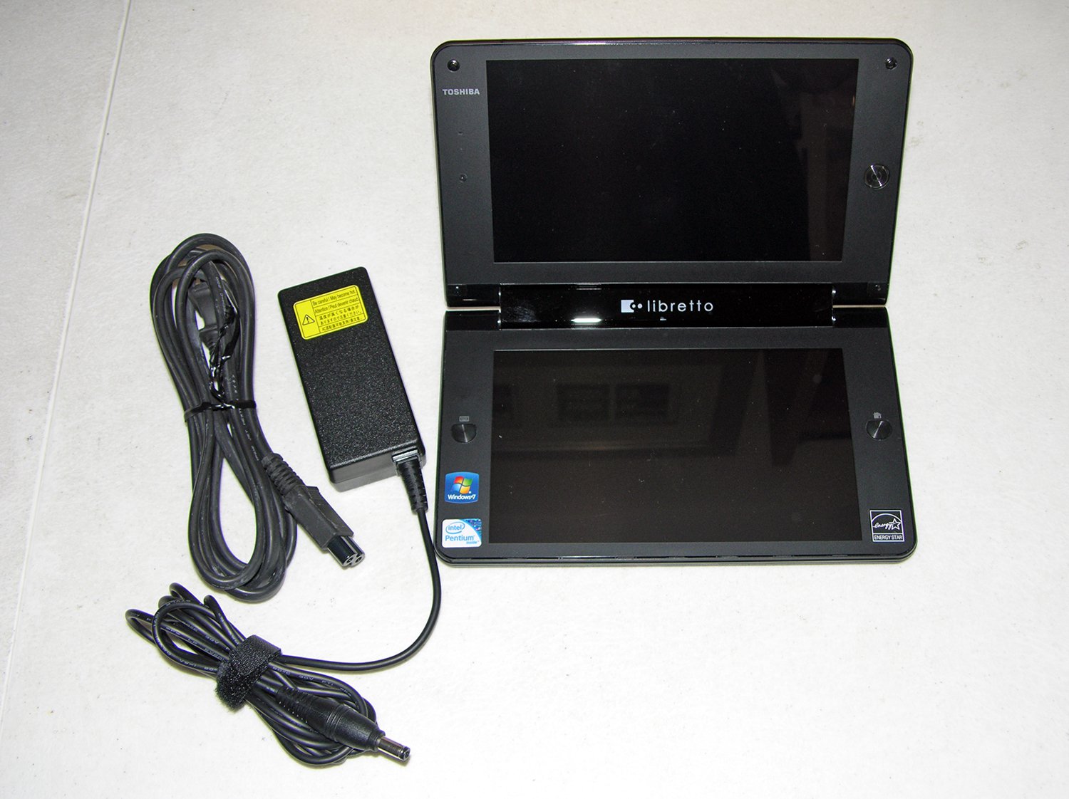 TOSHIBA LIBRETTO W100 DUAL TOUCH SCREEN INTEL U5400 1.2GHz 2GB RAM 62GB ...