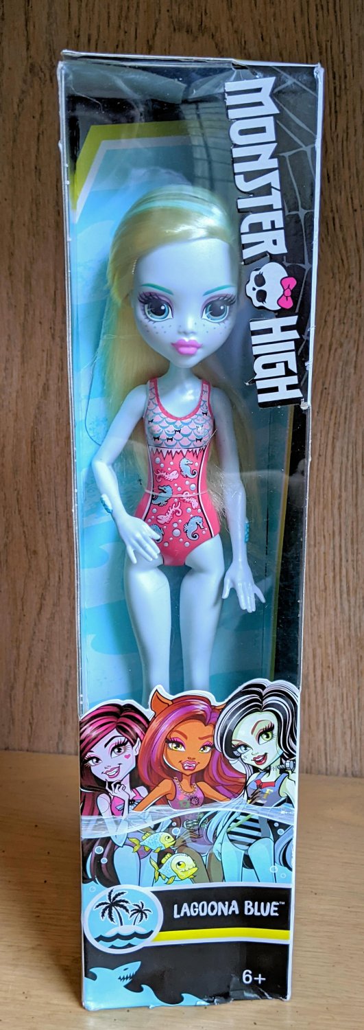 Monster High LAGOONA BLUE Doll Daughter of Sea Monsters Mattel 2017