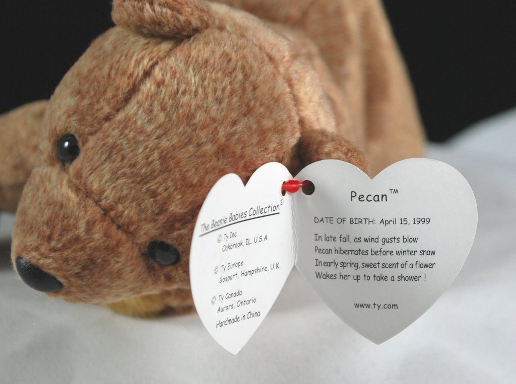 Ty Pecan The Gold Bear Retired Beanie Baby 4251