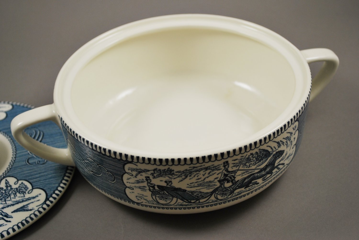 Royal China Vintage Currier & Ives Blue Covered Casserole Dish